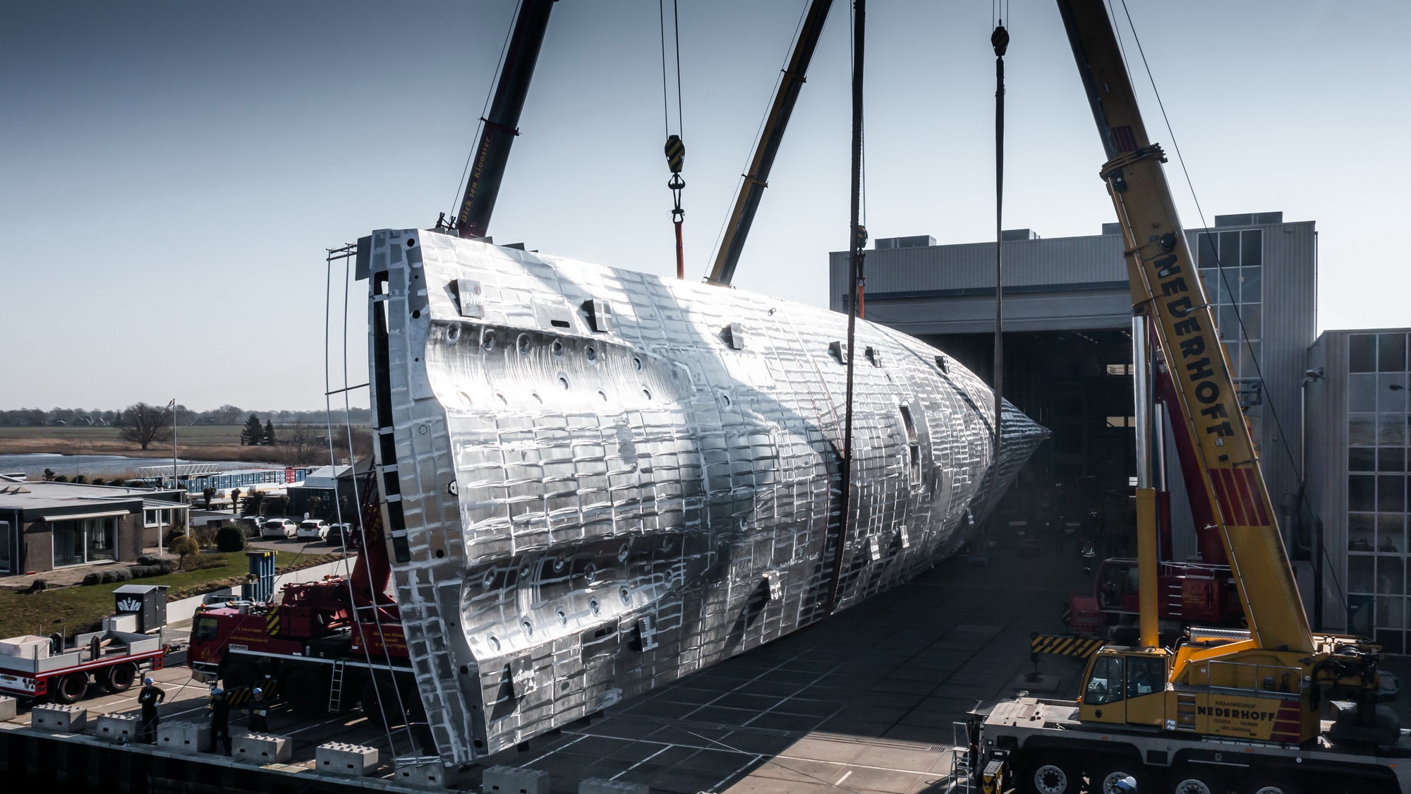 Royal Huisman üretimi dünyanın en büyük “Sportfish” yatı PROJECT 406 ...